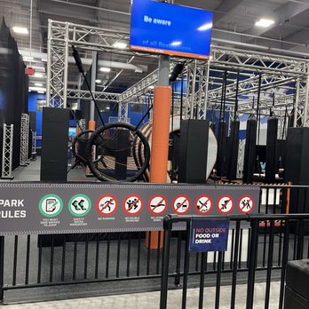 SKY ZONE - Updated January 2025 - 69 Photos & 87 Reviews - 26201 Ynez ...