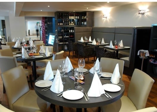 MEZZO ITALIAN BAR & RESTAURANT - Updated August 2025 - 10 Photos ...