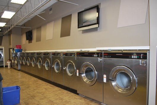 LAUNDRY & TAN CONNECTION - Updated December 2025 - 30 Photos & 11 ...