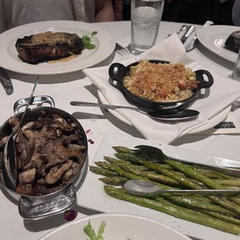 THE CAPITAL GRILLE - Updated May 2024 - 684 Photos & 374 Reviews - 4242 ...