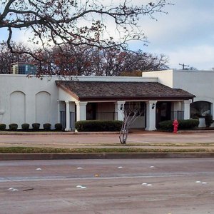 FARRELL ANIMAL HOSPITAL - Updated October 2025 - 13 Photos & 34 Reviews ...