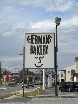 HERMANS BAKERY AND CATERING - Updated April 2025 - 151 Photos & 81 ...