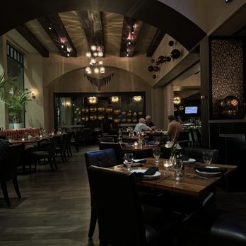 FIN POINT OYSTER BAR & GRILL - Updated December 2024 - 753 Photos & 574 ...