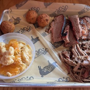 R&R BBQ - Updated December 2025 - 1026 Photos & 1778 Reviews - 307 W ...