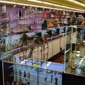 SMOKE TOKEN SMOKE SHOP - Updated December 2025 - 78 Photos & 62 Reviews ...