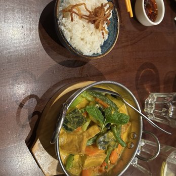 MANDALAY RESTAURANT - Updated January 2025 - 2476 Photos & 2575 Reviews ...