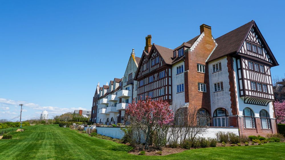 MONTAUK MANOR - Updated March 2025 - 244 Photos & 176 Reviews - 236 ...