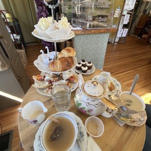 TROLL HOUSE COTTAGE - 28 Photos & 10 Reviews - 222 McGavock Pk ...