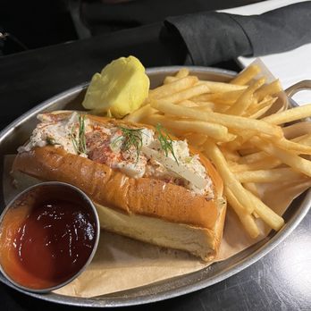 SALT & PEARL - Updated June 2024 - 203 Photos & 78 Reviews - 1719 S ...