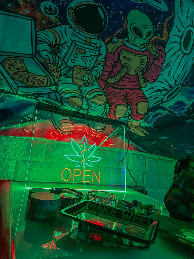 GOODCHILL京都祇園店 - Updated December 2024 - 富永町108, 京都市, 京都府, Japan - Tobacco Shops - Phone Number ...