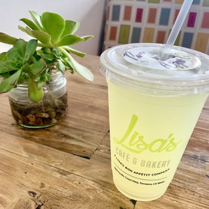LISA’S CAFÉ & BAKERY - 77 Photos & 120 Reviews - 2809 Pacific Coast Hwy ...