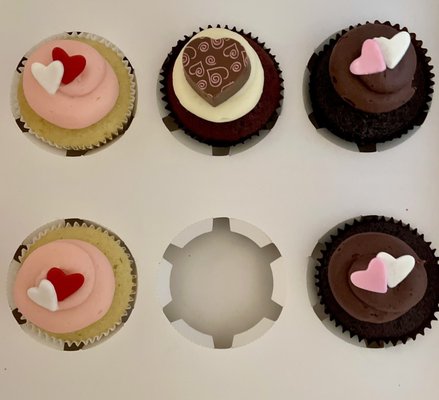 TORONTO CUPCAKE - Updated December 2025 - Toronto, Ontario - Bakeries - Phone Number - Yelp