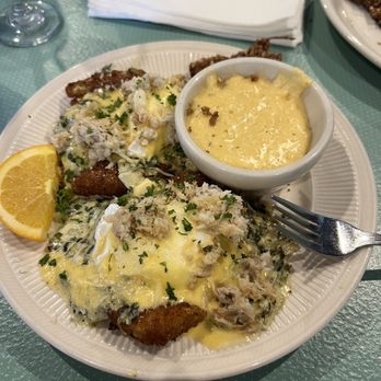 CRAZY PIG SOUTHERN KITCHEN - Updated June 2024 - 229 Photos & 218 ...