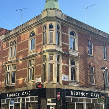 REGENCY CAFÉ - Updated July 2024 - 510 Photos & 471 Reviews - 17-19 ...