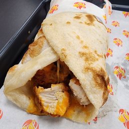 FLUFFIES HOT CHICKEN - HACKENSACK - Updated December 2025 - 327 Photos ...