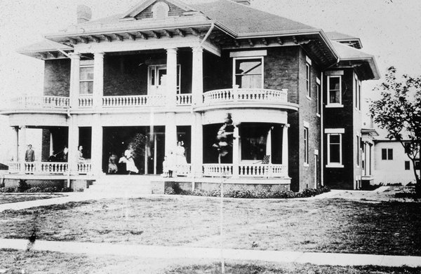 KELL HOUSE MUSEUM - 900 Bluff St, Wichita Falls, Texas - Museums ...