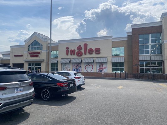 INGLES MARKET INC STORE 127 - Updated November 2025 - 38 Photos & 31 ...