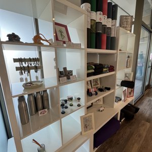 Y2 YOGA - Updated November 2025 - 40 Photos & 120 Reviews - 274 S ...