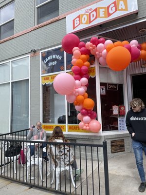 LITTLE BODEGA - Updated December 2025 - 12 Photos & 17 Reviews - 613 ...