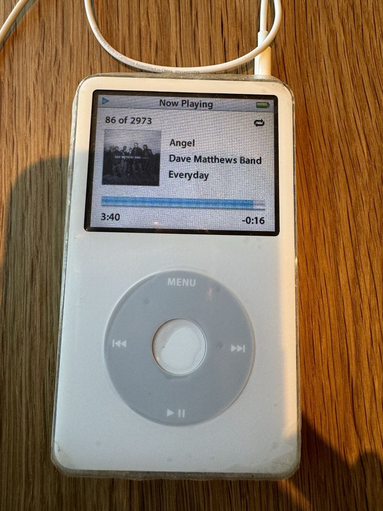 MOBILE KANGAROO - Updated July 2025 - 22 Photos & 97 Reviews - 2009 W ...