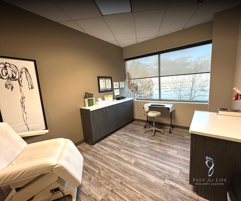 FEET FOR LIFE - Updated September 2025 - 50 Reviews - 8637 Delmar Blvd ...