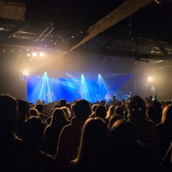 SHOWBOX SODO - Updated December 2025 - 198 Photos & 403 Reviews - 1700 ...