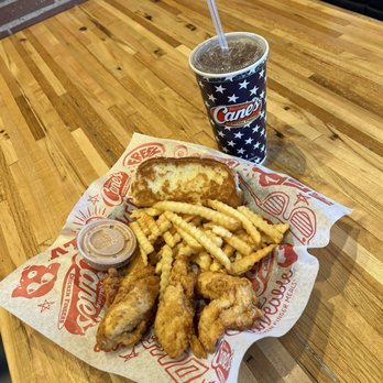 RAISING CANE’S CHICKEN FINGERS - Updated January 2026 - 14 Photos & 10 ...