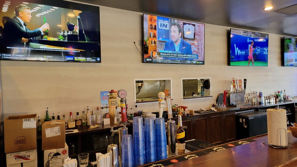 BOUT TIME PUB & GRUB - Updated September 2025 - 173 Photos & 177 ...