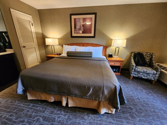 REDMOND INN - Updated October 2025 - 70 Photos & 75 Reviews - 17601 ...