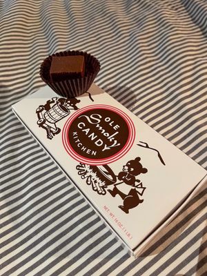 OLE SMOKY CANDY KITCHEN - 88 Photos & 81 Reviews - 744 Pkwy, Gatlinburg ...