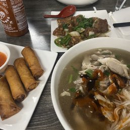 PHO 7 ANH - 353 Photos & 364 Reviews - 677 N Golden State Blvd, Turlock ...