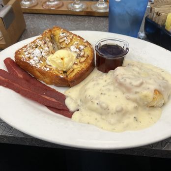 BISCUITS CAFE - Updated September 2024 - 212 Photos & 225 Reviews - 310 ...