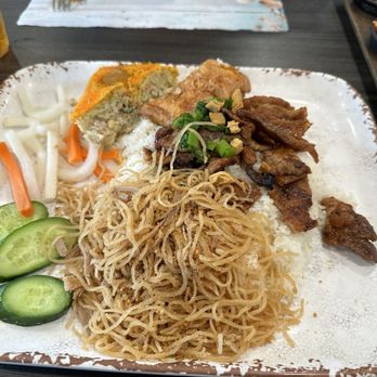 COM TAM KIEU - Updated December 2024 - 1228 Photos & 412 Reviews - 633 ...