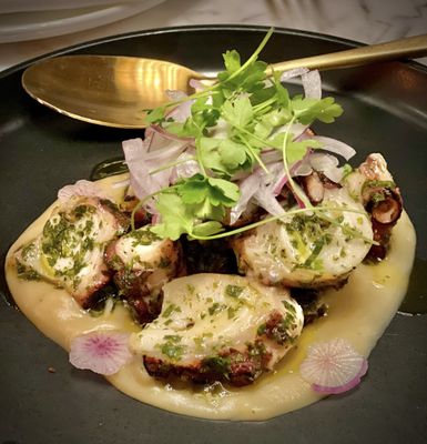 ARA - Updated July 2024 - 33 Photos & 26 Reviews - 1406 S Cypress Dr ...