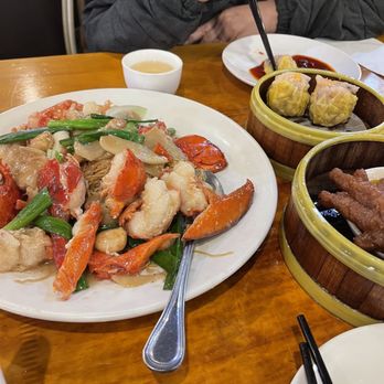 DING FENG SEAFOOD RESTAURANT - Updated May 2025 - 73 Photos & 36 ...