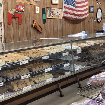 LINDSTROM BAKERY - Updated November 2025 - 35 Photos & 40 Reviews ...