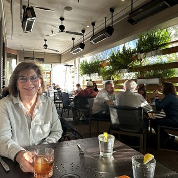 SWEET T’S RESTAURANT + BAR - Updated April 2025 - 979 Photos & 776 ...