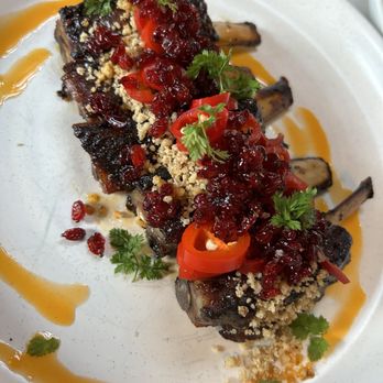 EYVAL - Updated November 2024 - 595 Photos & 155 Reviews - 25 Bogart St ...