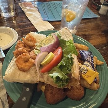 BOON DOCKS RESTAURANT - Updated September 2024 - 153 Photos & 247 ...