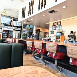 VIP’S CAFE - Updated July 2025 - 542 Photos & 714 Reviews - 18345 ...