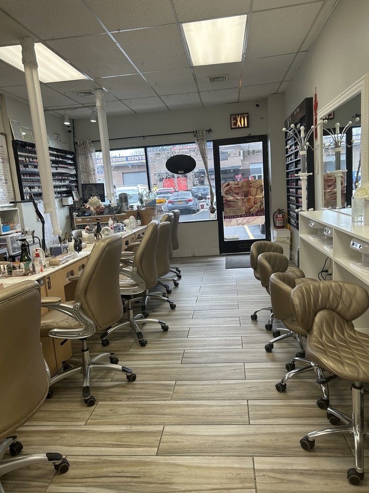 UPSCALE NAILS - Updated May 2025 - 28 Photos - 2031 Forest Ave, Staten ...