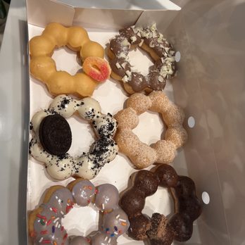 MOCHINUT - Updated August 2025 - 55 Photos & 39 Reviews - 183 Dutton St ...