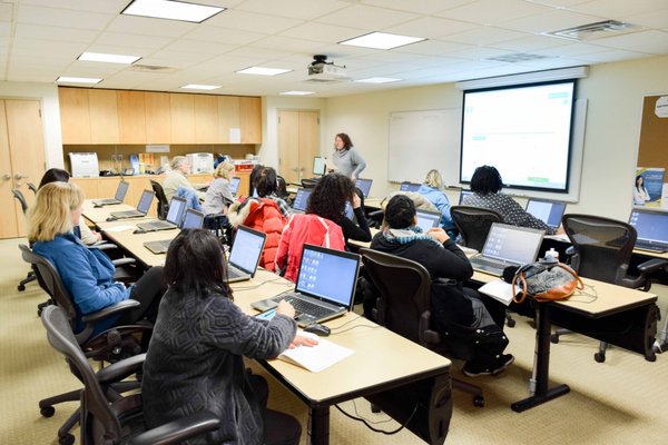 GREENWICH LIBRARY - Updated October 2025 - 50 Photos & 31 Reviews - 101 ...