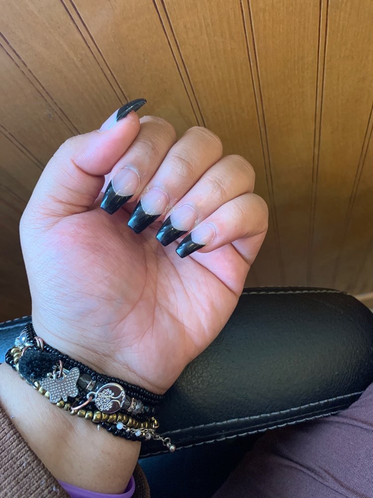 TOMMY’S NAILS & SPA - 10 Photos - 443 Broadway, Newburgh, NY - Yelp