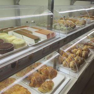 PÂTISSERIE COCOBUN - ATWATER - 58 Photos & 25 Reviews - 1500 Avenue ...