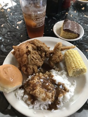 BALL & QUE RESTAURANT - 54 Photos & 47 Reviews - 1808 Highmarket St ...