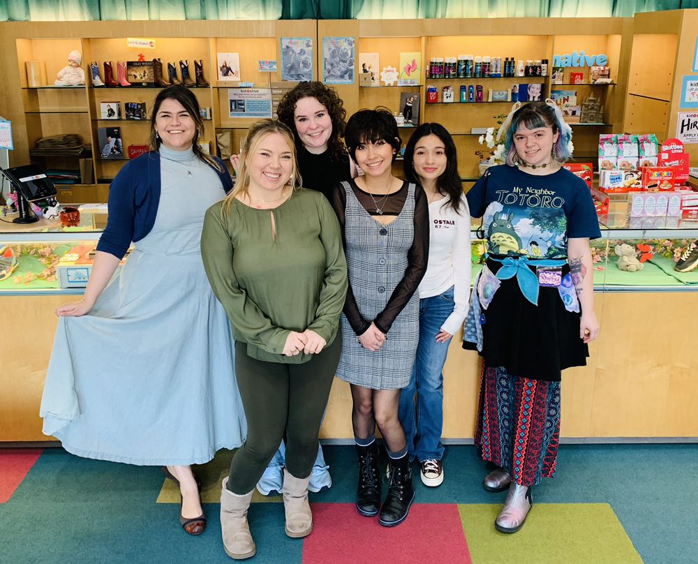 KIDOSHOE - Updated September 2025 - 21 Photos & 31 Reviews - 2438 W ...