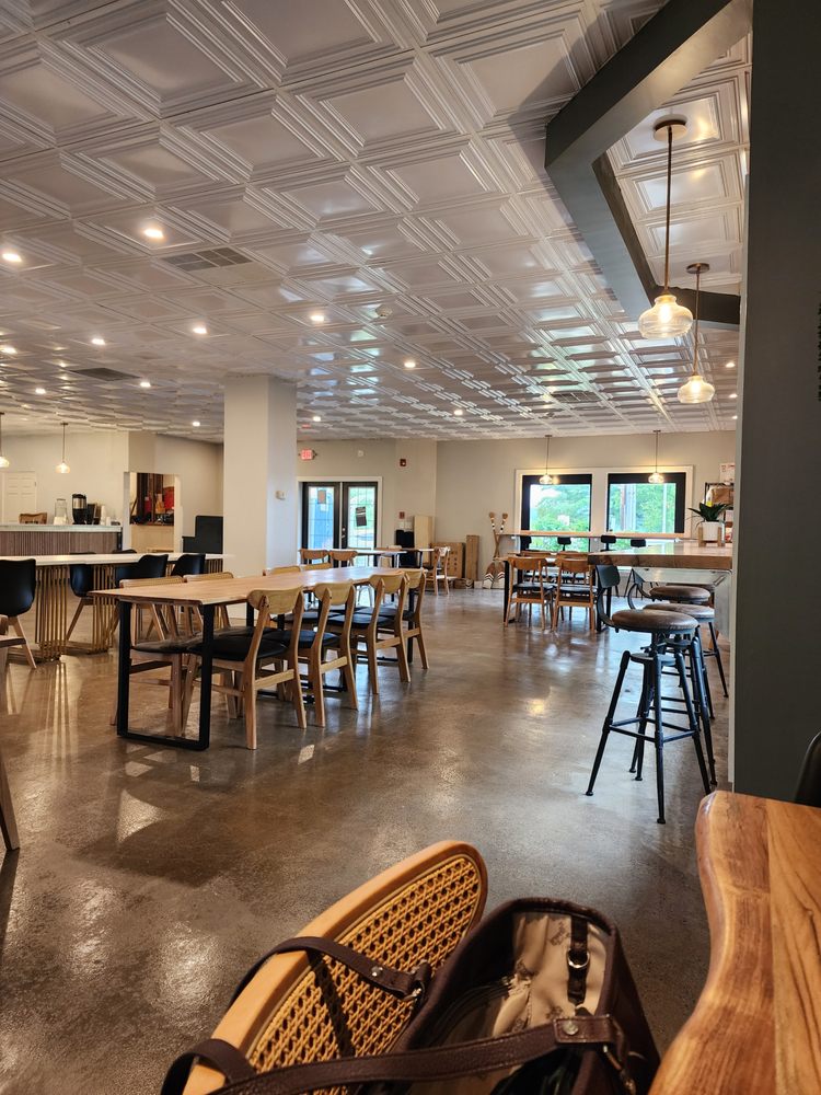 IDENTITY COFFEE - Updated October 2025 - 21 Photos & 28 Reviews - 312 ...
