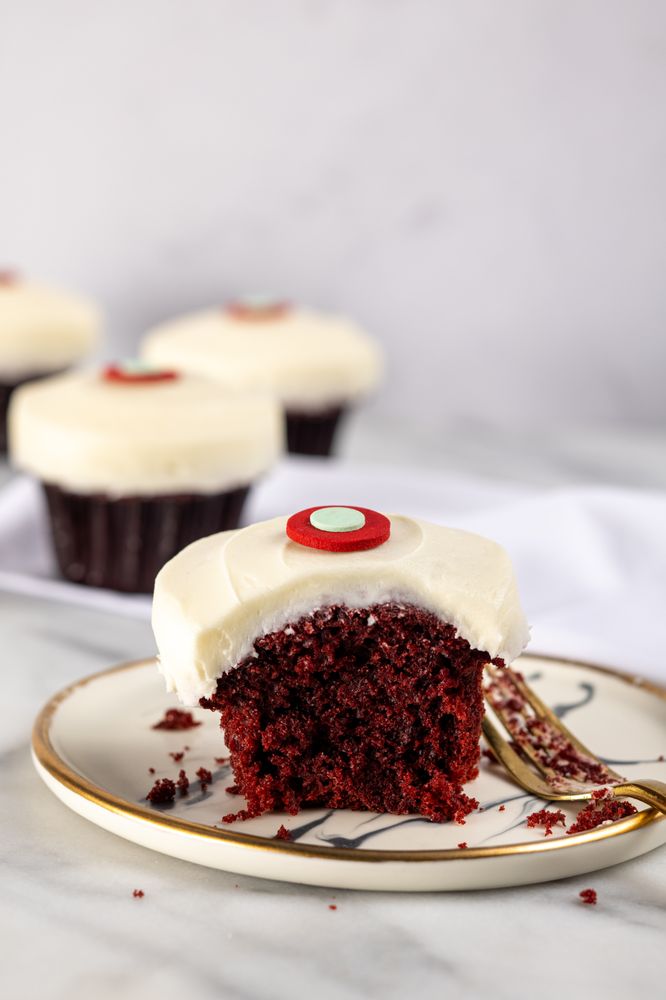 SPRINKLES RIVERTON - Updated September 2025 - 48 Photos & 58 Reviews ...