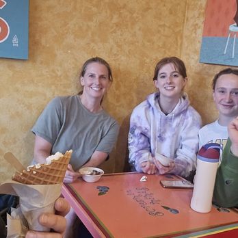 SCREAMIN’ MIMI’S ICE CREAM - Updated October 2025 - 444 Photos & 777 ...